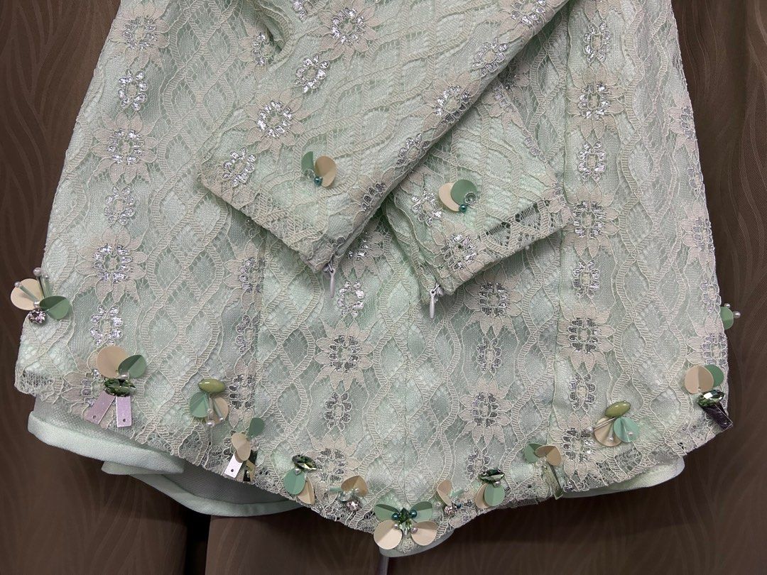 Wanzar Baju Kurung Mireya, Women's Fashion, Muslimah Fashion, Baju ...