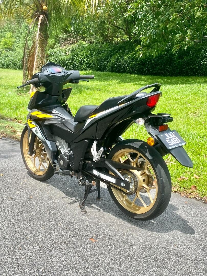 HONDA RS150r V2 LOW MILEAGE, Motorbikes on Carousell