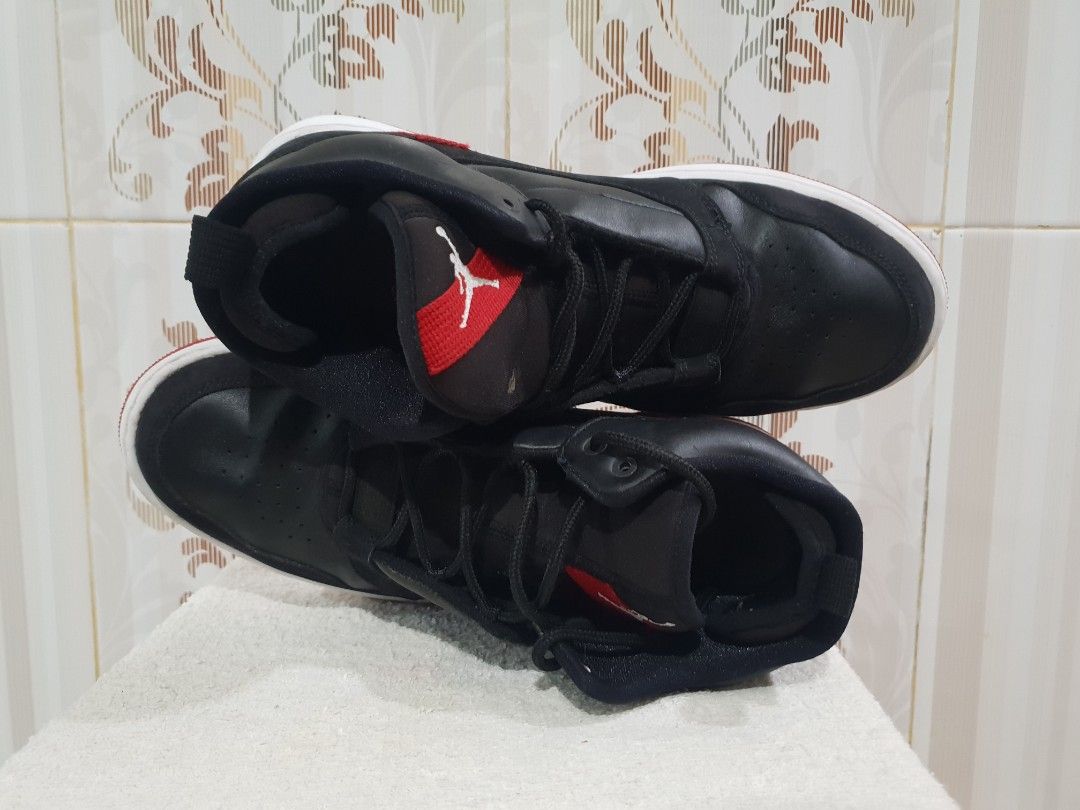Nike AJ Fadeaway., Fesyen Pria, Sepatu , Sneakers di Carousell