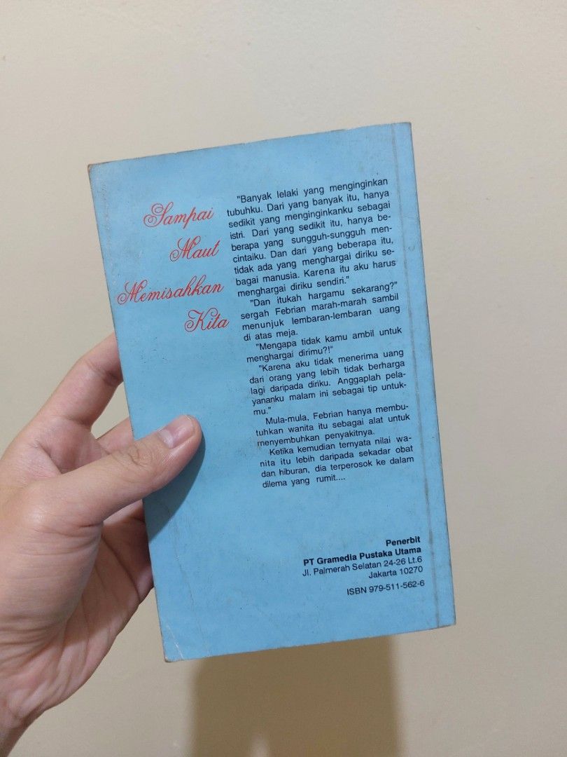Novel Mira W - Sampai Maut Memisahkan Kita, Buku & Alat Tulis, Buku di ...