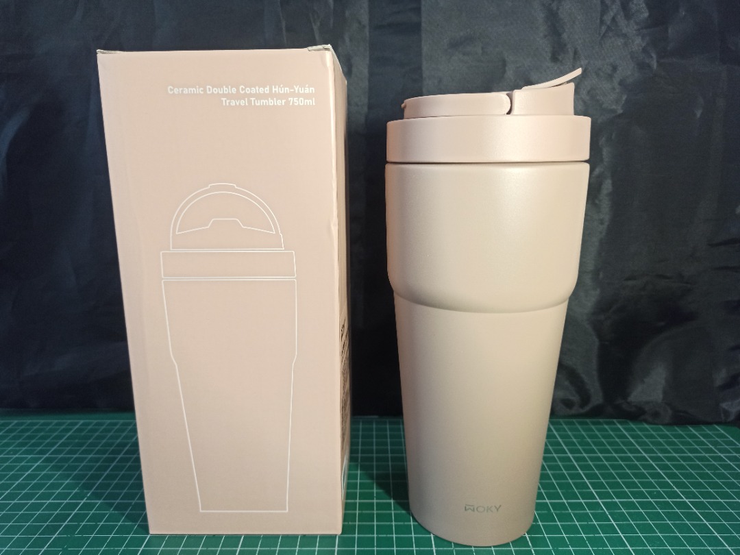 【WOKY 沃廚】渾圓杯-手提雙層陶瓷易潔層保溫杯750ml(不附吸管)(保溫瓶), 家具及居家用品, 廚具和餐具, 水杯、水壺在旋轉拍賣