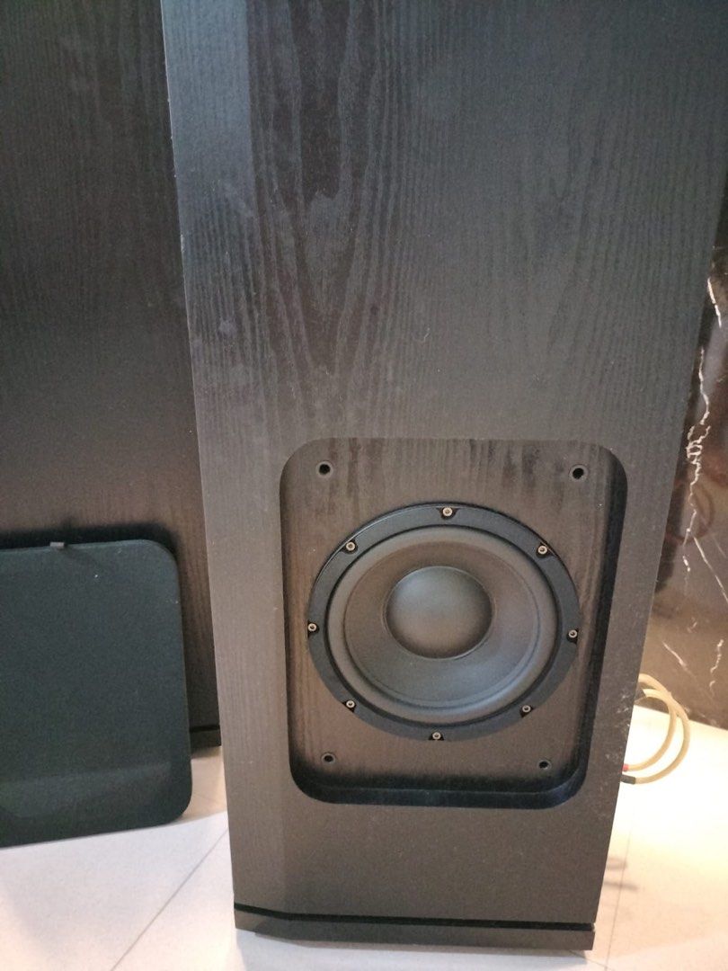 Jamo S606 floorstanding speakers, Audio, Soundbars, Speakers ...