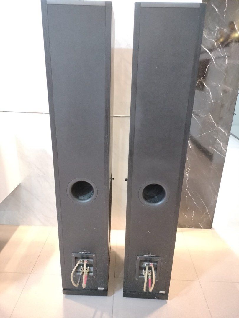 Jamo S606 floorstanding speakers, Audio, Soundbars, Speakers ...