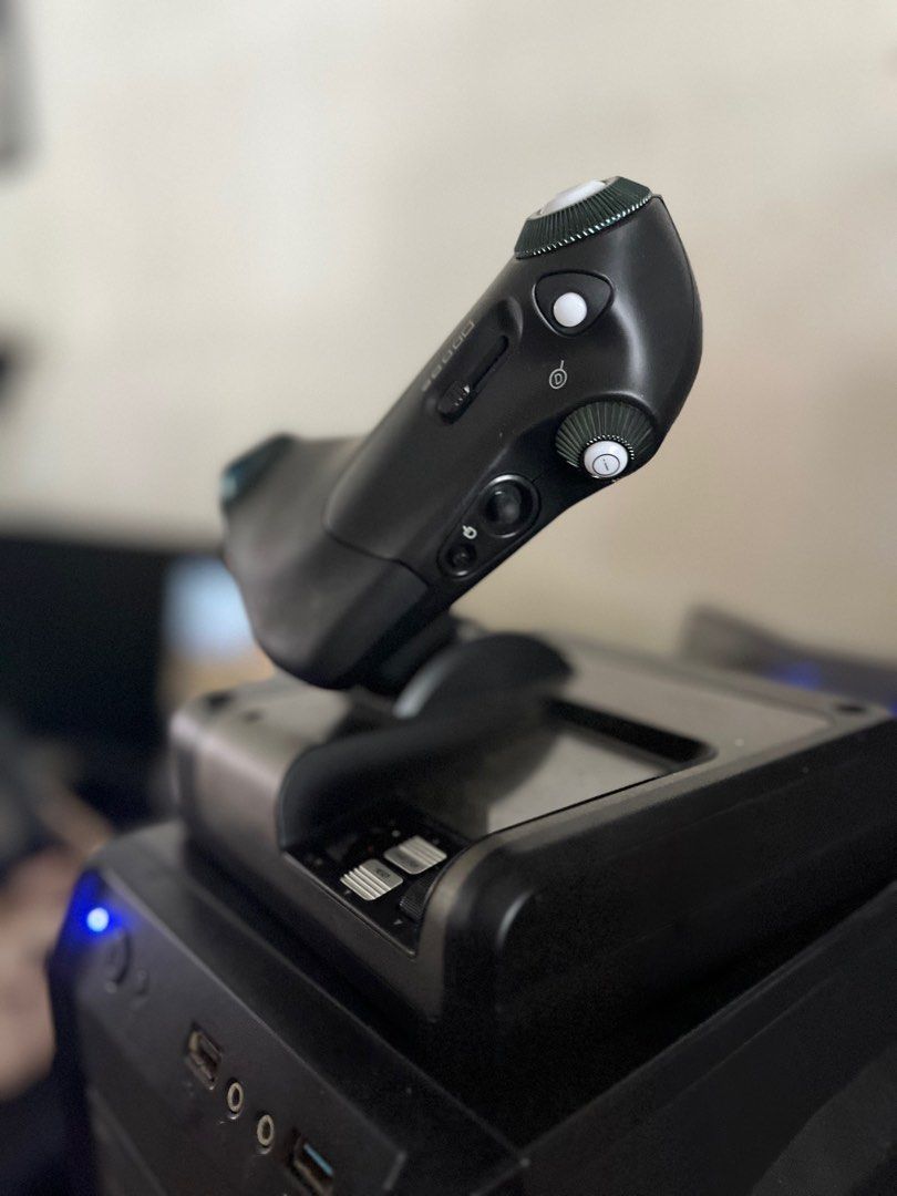 Logitech X52 Professional HOTAS Flight Simulator, Video Gaming, Gaming ...
