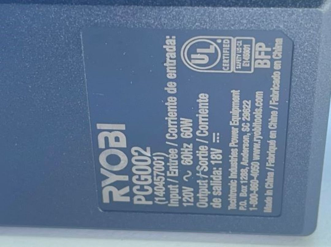 RYOBI PCG002 18V Lithium-Ion Battery Charger, Pls. take note that this ...
