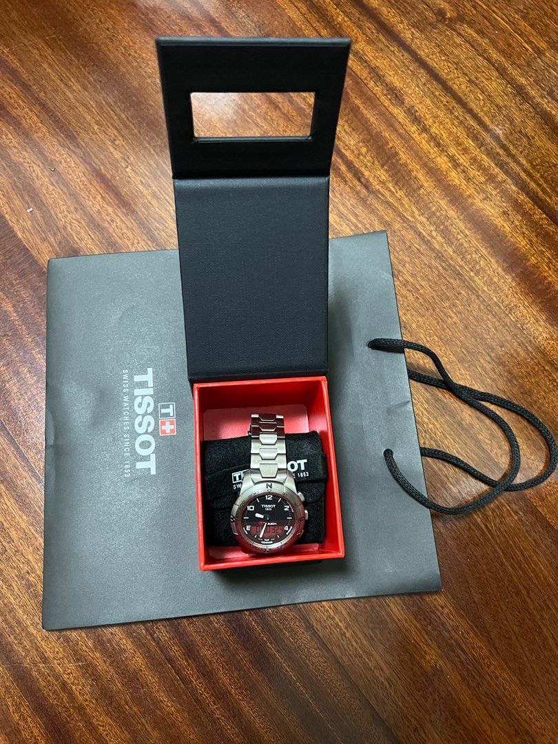 Tissot 天梭 T-Touch II 瑞士手錶 型號T047420A 鈦金版 防水100米, 男裝, 手錶及配件, 手錶 - Carousell