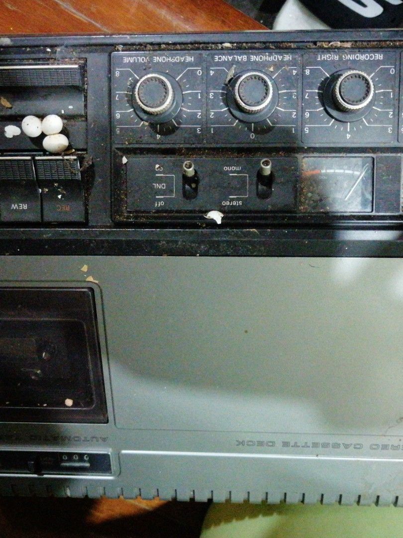 vintage philips cassette, Audio, Portable Music Players on Carousell