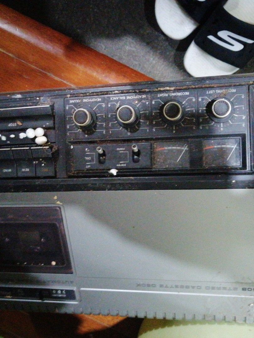 vintage philips cassette, Audio, Portable Music Players on Carousell