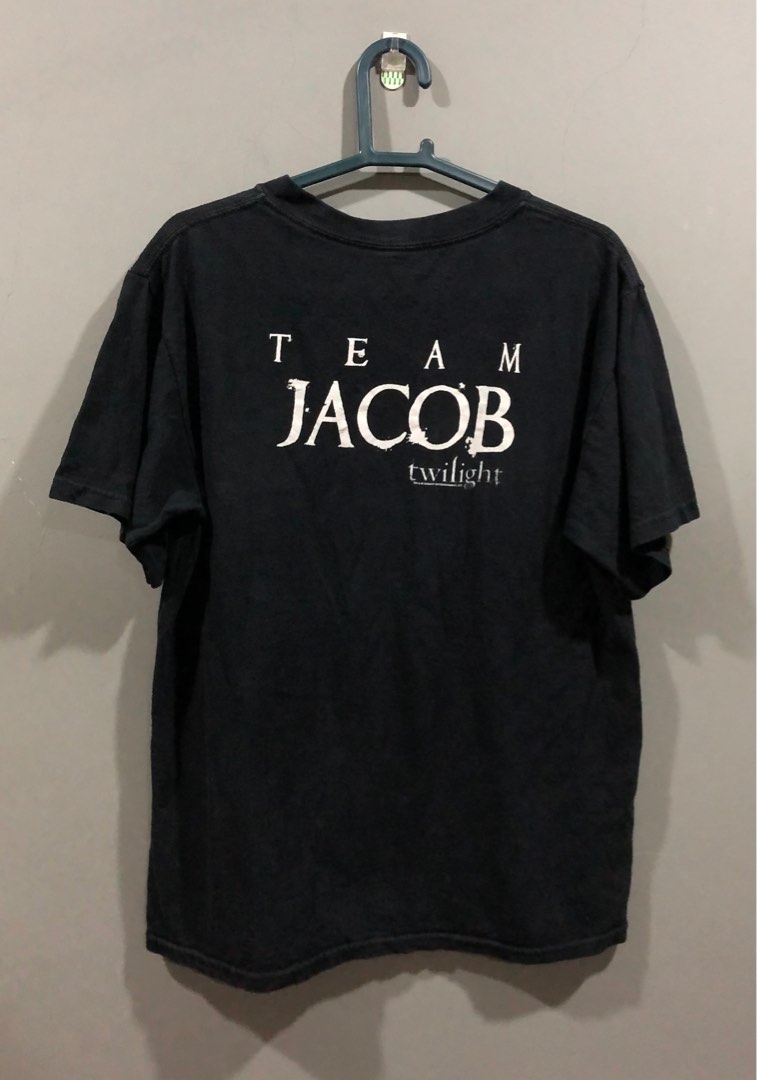 Vintage The Twilight Saga I Run With Werewolves Movie Tshirt, Men's ...