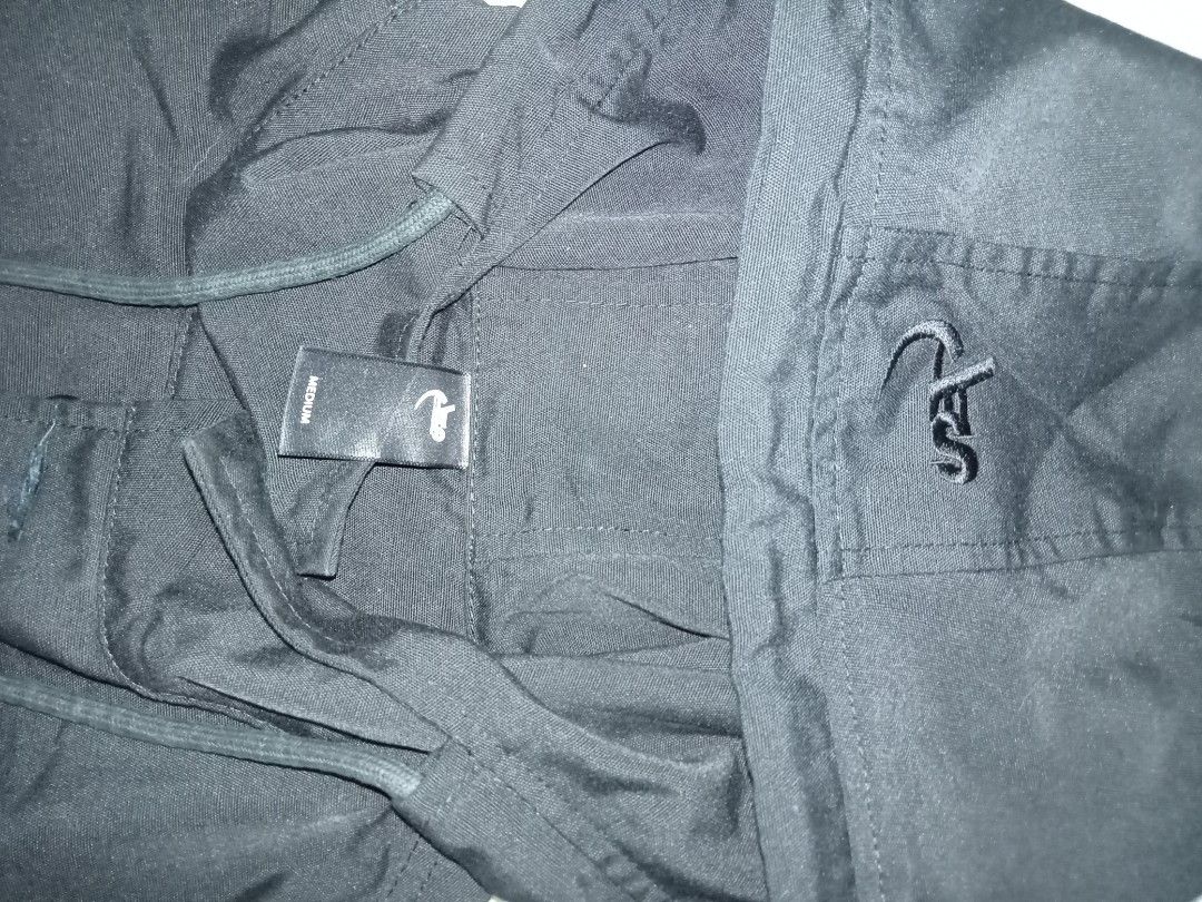 Alien Evolution Studio hooded jacket, Men's Fashion, Coats, Jackets and ...