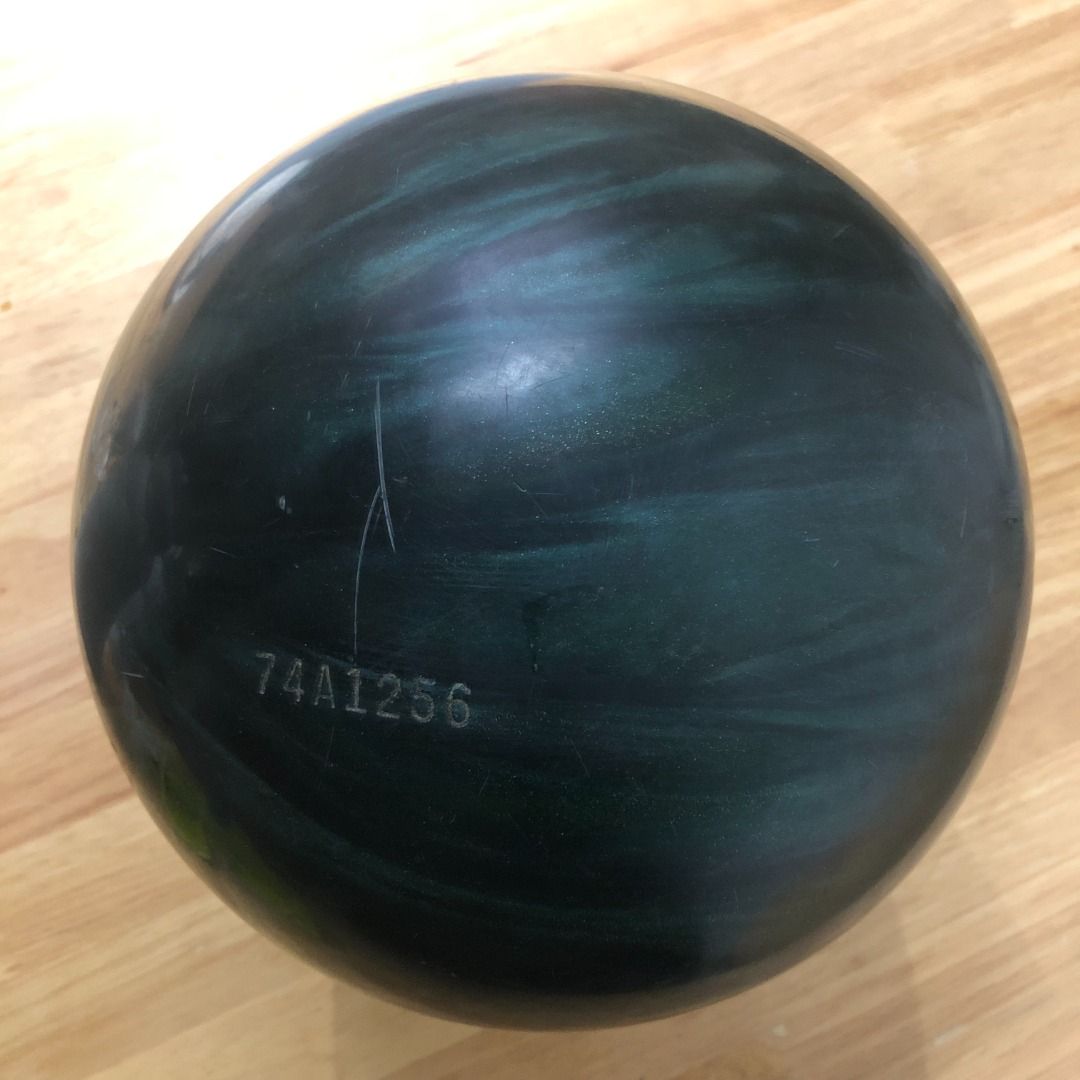 Plastic Bowling Ball 7lbs, Sports Equipment, Sports & Games, Billiards ...