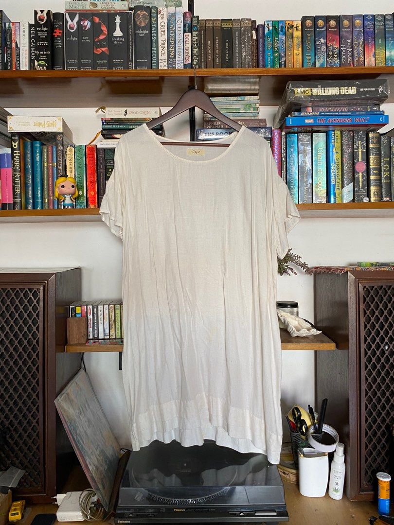 Broken White Linen Dress, Fesyen Wanita, Pakaian Wanita, Gaun & Rok di ...