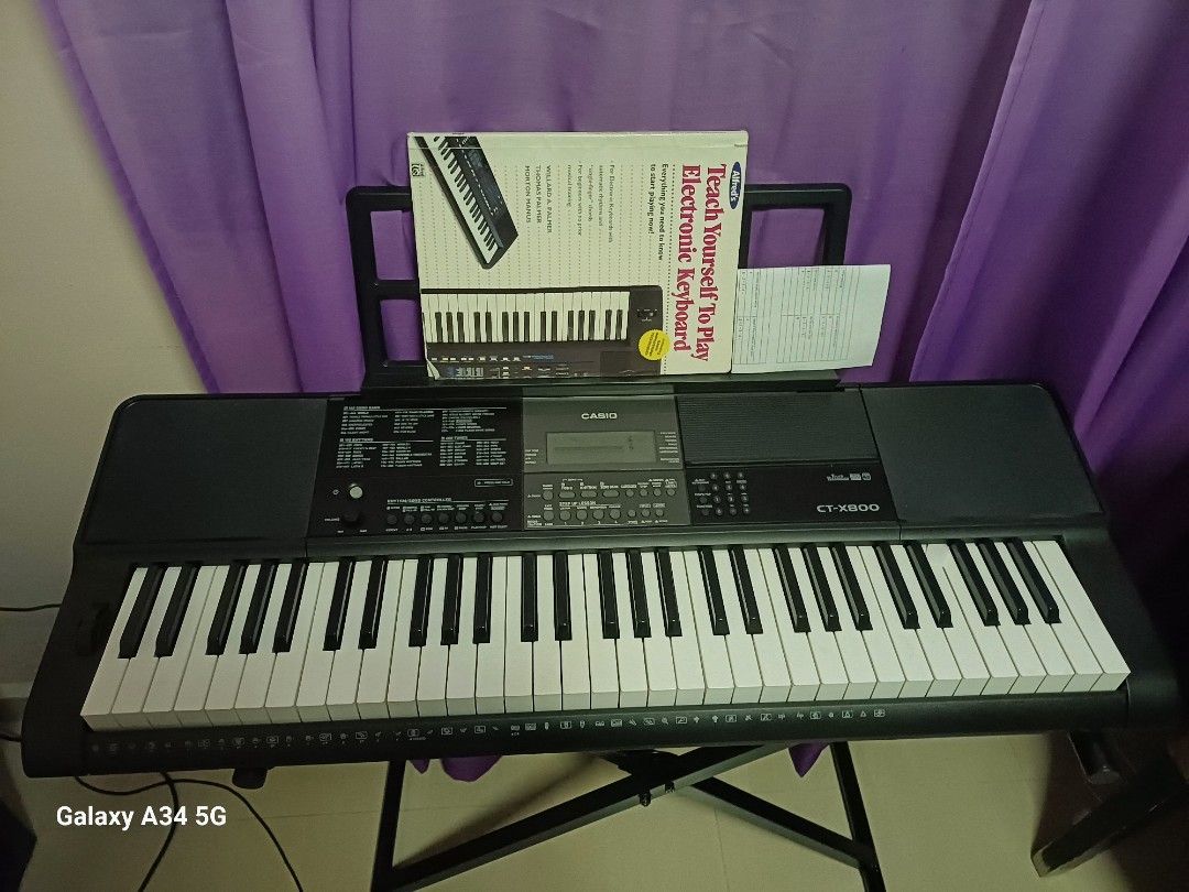 Casio Keyboard CT - X800, Hobbies & Toys, Music & Media, Musical ...