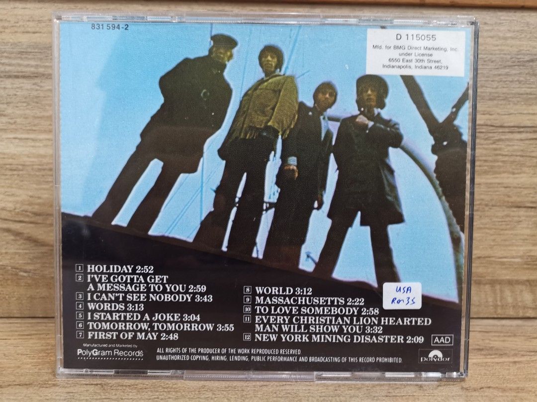 (CD) BEE GEES Best Of Bee Gees , Hobbies & Toys, Music & Media, CDs ...