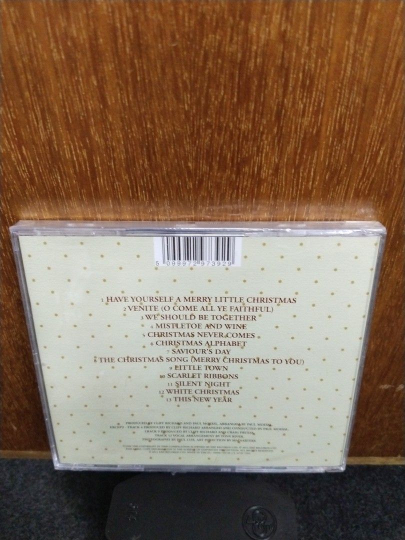Cd cliff richard christmas, Hobbies & Toys, Music & Media, CDs & DVDs ...