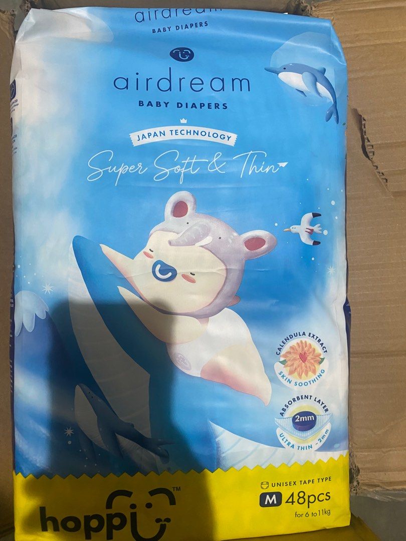 daipers baby saiz M, Babies & Kids, Bathing & Changing, Diapers & Baby ...