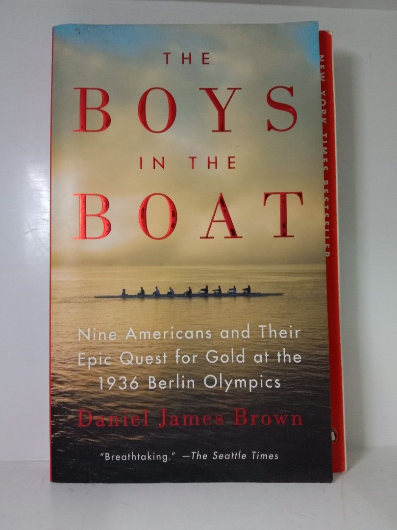 Daniel James Brown: THE BOYS IN THE BOAT, Hobbies & Toys, Books ...