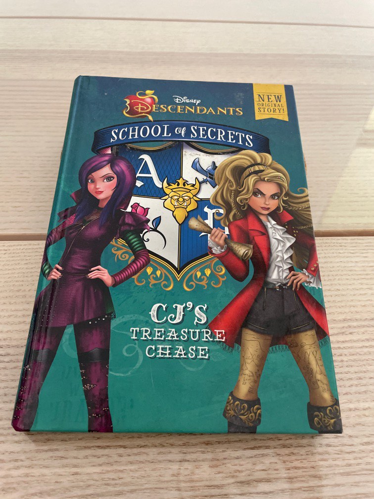 Disney Descendants School Of Secrets, Hobbies & Toys, Books & Magazines ...