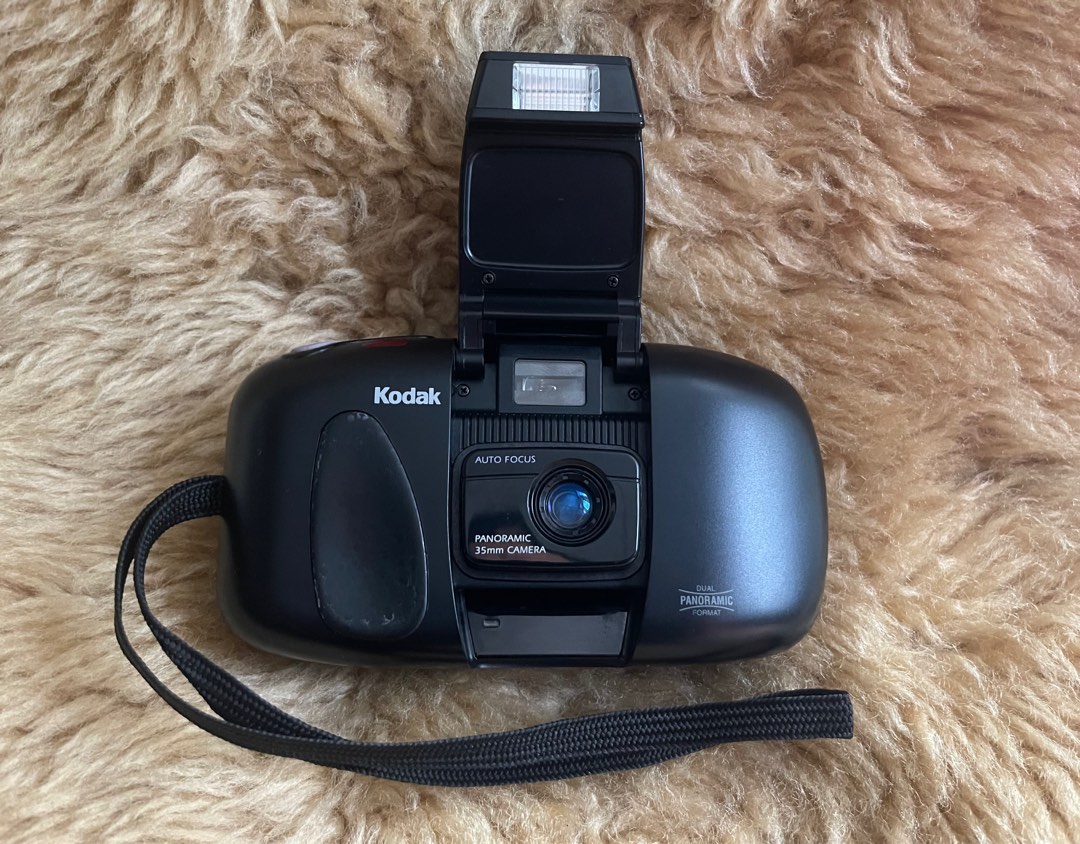 Kodak Cameo 35mm Film Camera with Freebie, Photography, Cameras on ...