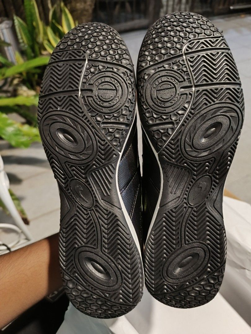 Kronos Futsal Shoes, Sports Equipment, Sports & Games, Racket & Ball ...