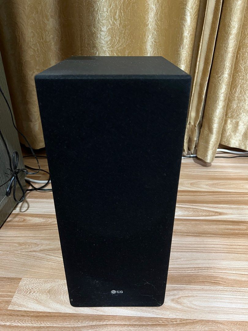 LG SOUDBAR SN4, Audio, Soundbars, Speakers & Amplifiers on Carousell