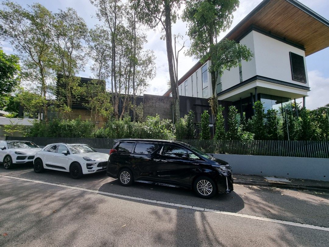 Alphard Limo Drivers with car wanted for Airport Arrival, Departure and ...