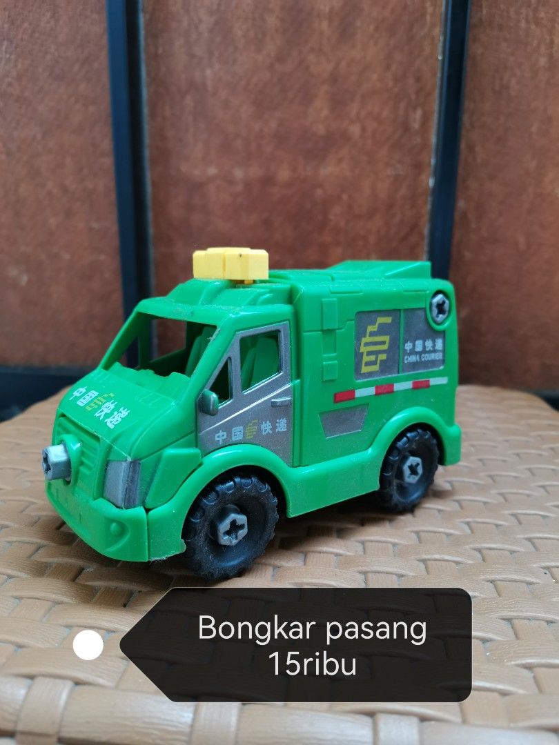 Mobil harga ada di foto mainan bekas anak, Toys & Collectibles, Mainan ...