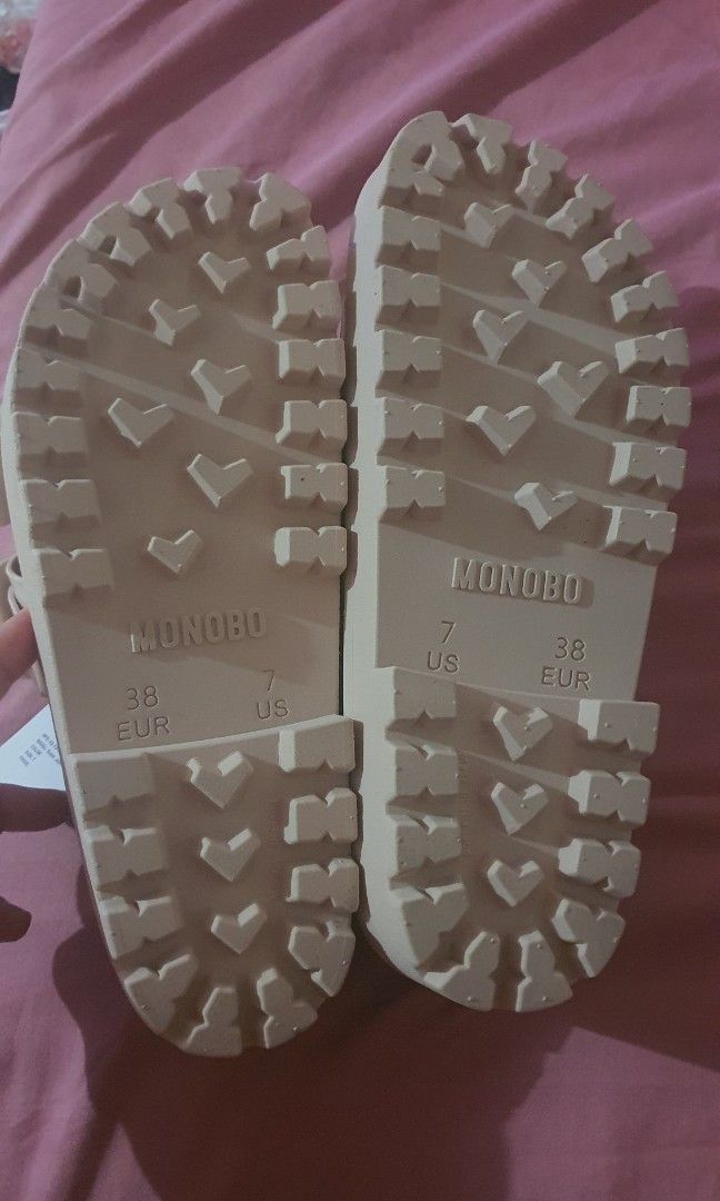 Monobo Super Jello, Women's Fashion, Footwear, Flats & Sandals on Carousell