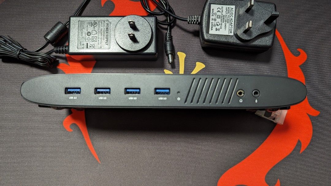 DOCKING ual PLUGABLE USB3.0