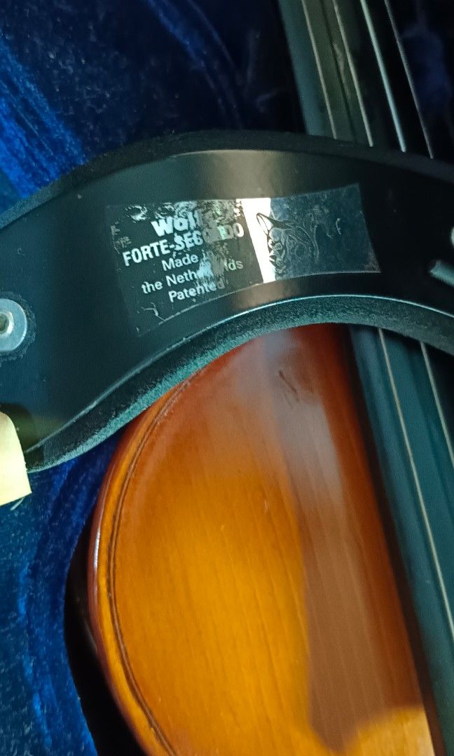 Samick violin 4/4 size, Hobbies & Toys, Music & Media, Musical ...