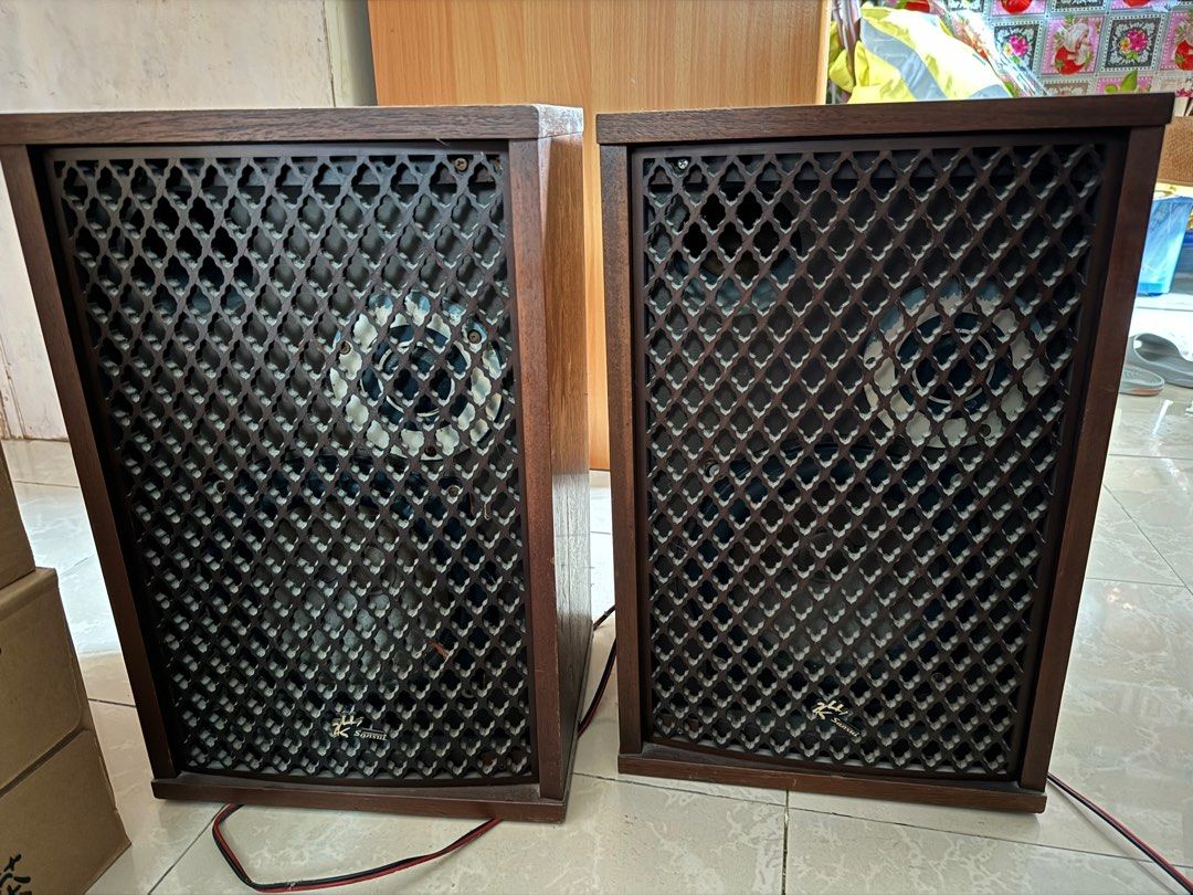 山水sansui 型號sp-35/sp-1200a 兩大兩小 , 音響器材, Soundbar、揚聲器、藍牙喇叭、耳擴 - Carousell