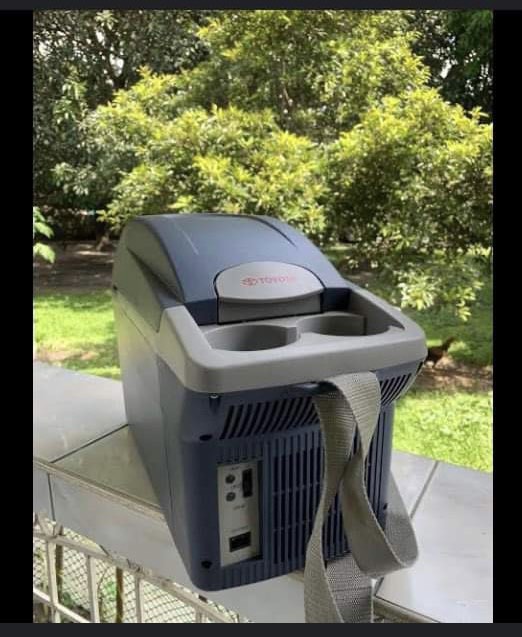 Toyota cooler and warmer box, Car Parts & Accessories, Body Parts and ...