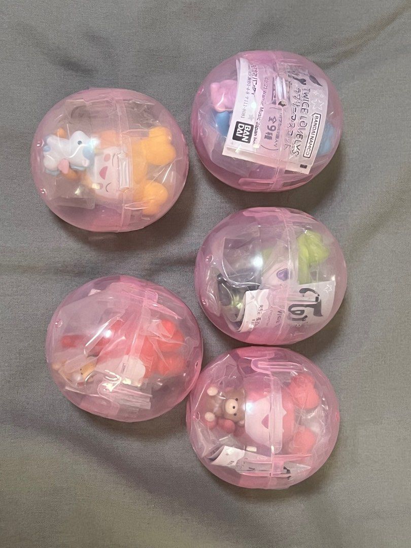 TWICE LOVELYS LABURI GASHAPON GACHAPON, Hobbies & Toys, Memorabilia ...