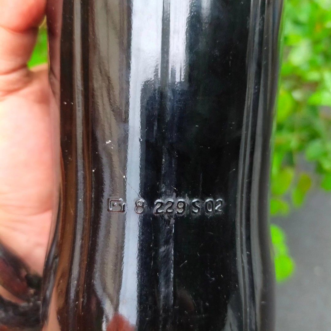 Vintage botol Coca-Cola 1000l, Barang Yang Dicari di Carousell