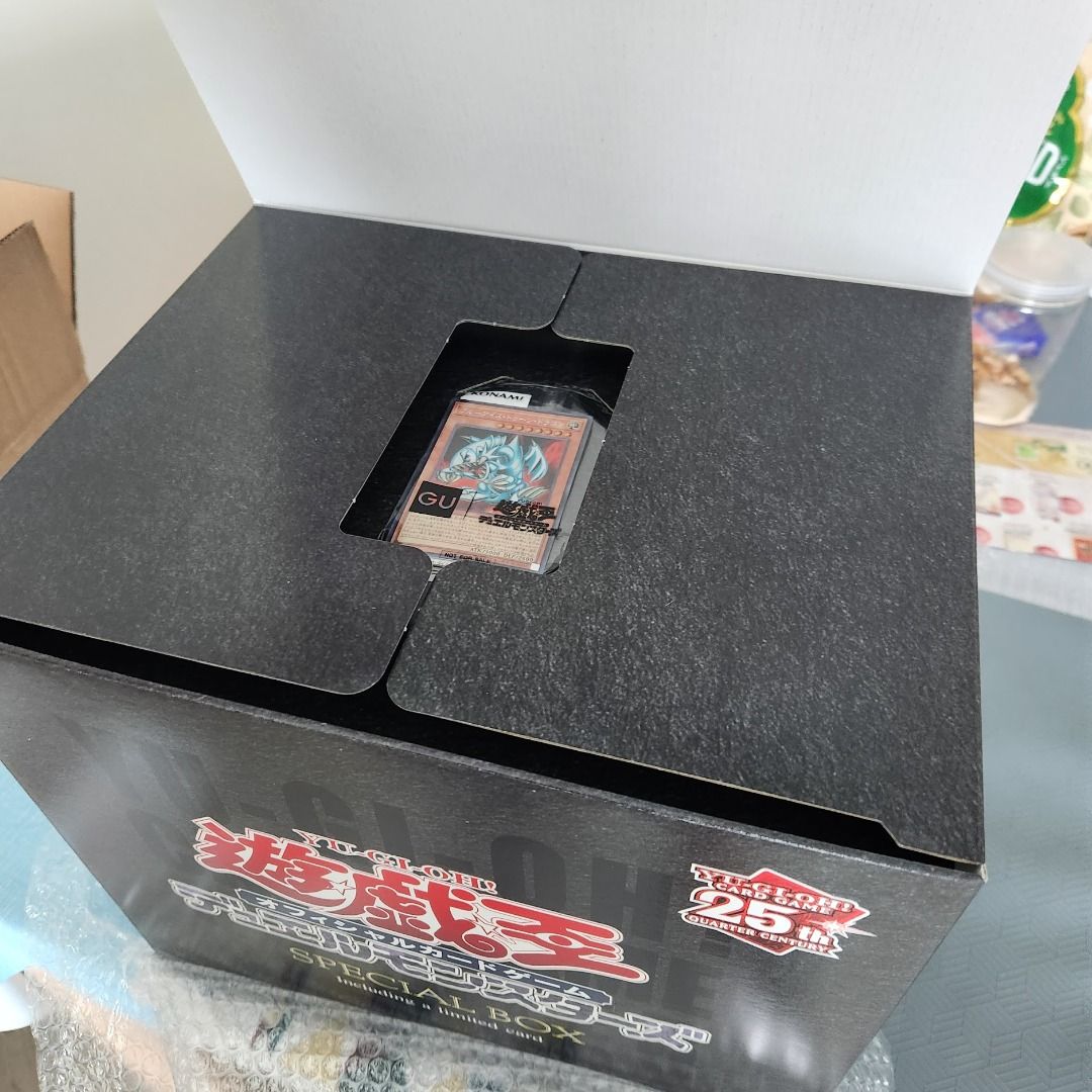 男裝 25th Anniversary Sweat Box Set Yu-Gi-Oh! 《遊戲王》集換紙牌遊戲25週年的聯乘系列 L size ...