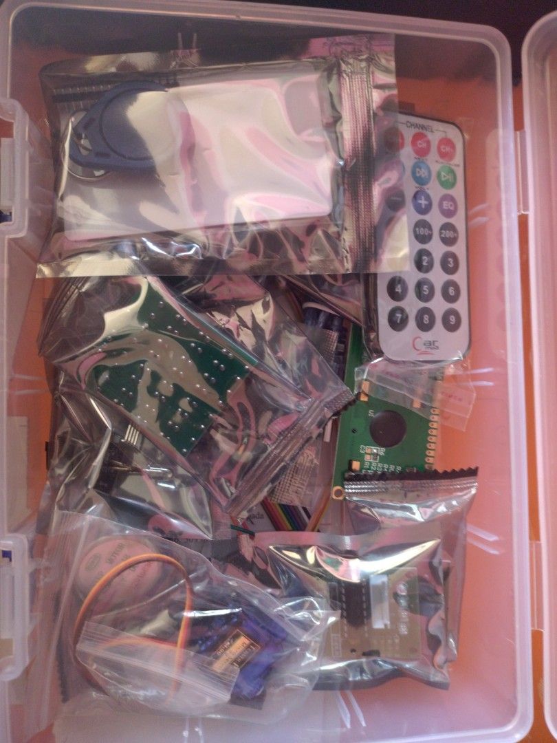 Arduino Beginner Kit Hobbies And Toys Toys And Games On Carousell 