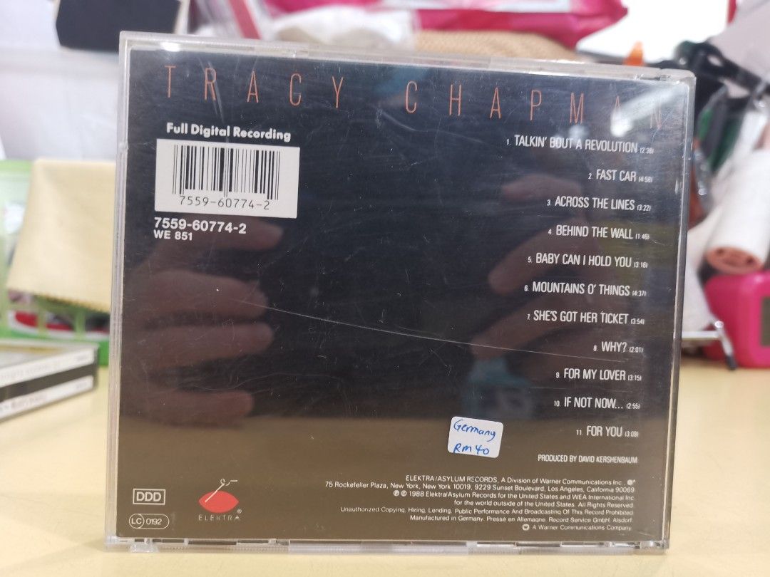 (CD) TRACY CHAPMAN Tracy Chapman , Hobbies & Toys, Music & Media, CDs & DVDs on Carousell