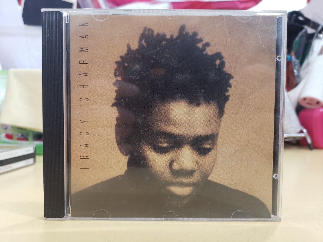 (CD) TRACY CHAPMAN Tracy Chapman , Hobbies & Toys, Music & Media, CDs & DVDs on Carousell