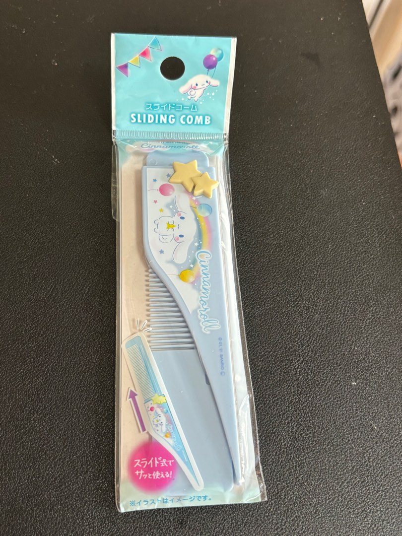 Cinnamoroll folding comb, Hobbies & Toys, Memorabilia & Collectibles ...