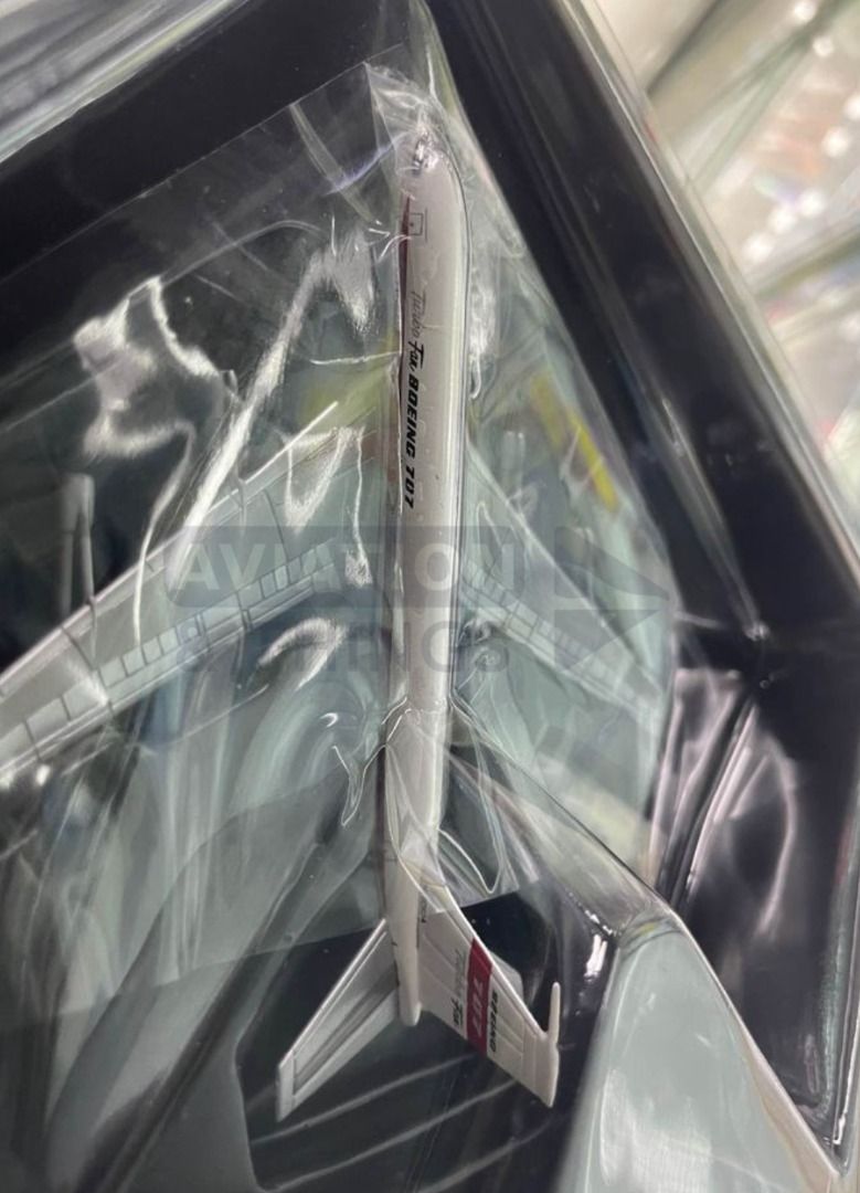 Dragon Wings Boeing 707-138B Boeing Commercial (TurboFan Livery) Highly ...