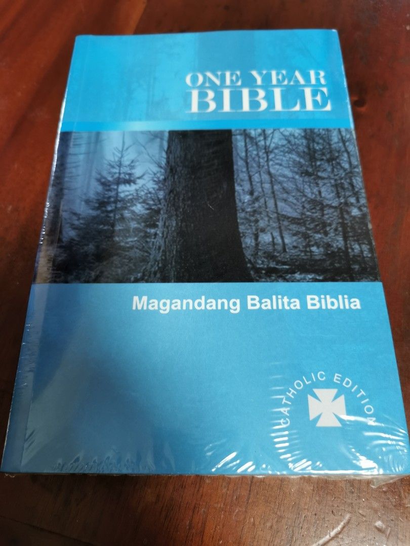 Every day One Year Filipino Tagalog Bible Bibliya, Everything Else ...