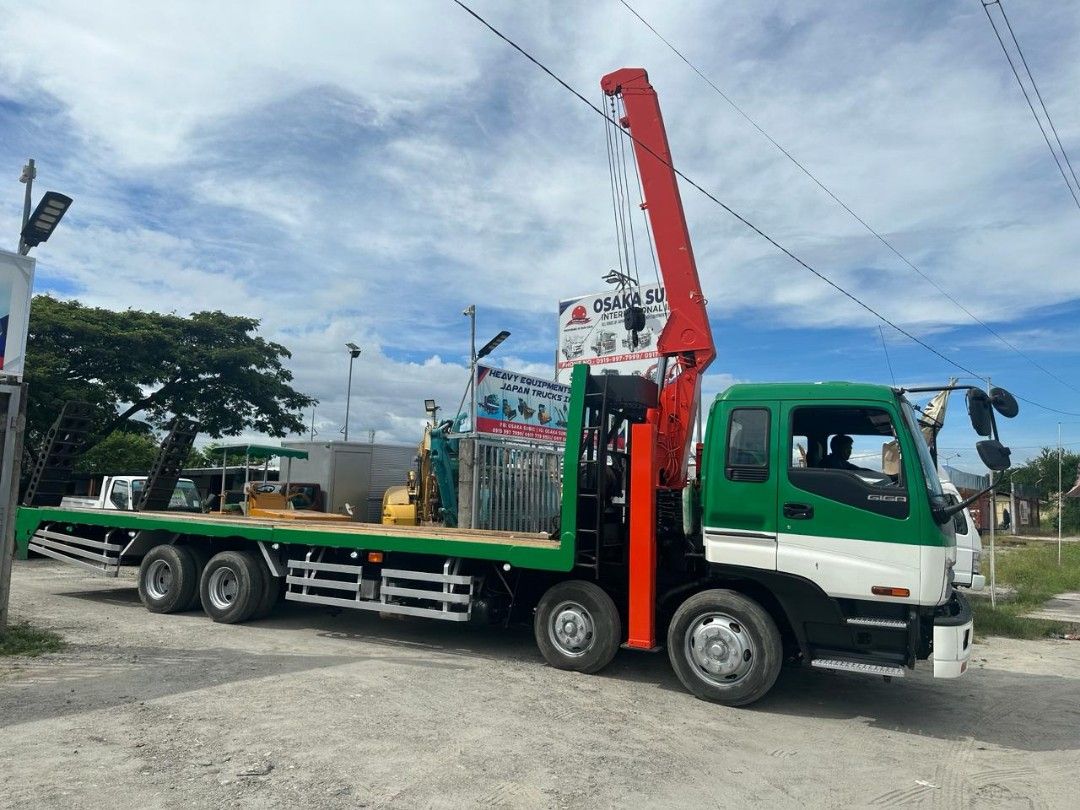 Isuzu Selfloader With boom 10pe1 Japan surplus truck on Carousell