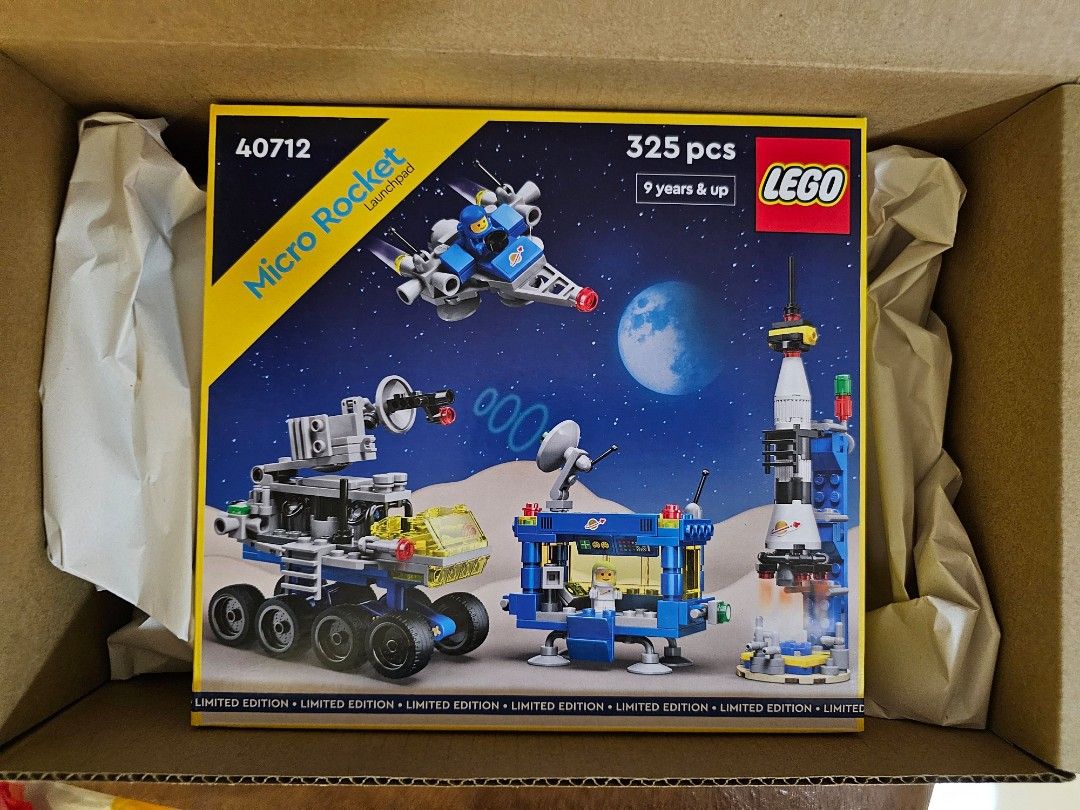LEGO 40712 Micro Rocket Launchpad, Hobbies & Toys, Toys & Games on ...