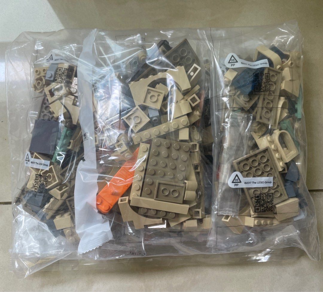 LEGO 76415 Harry Potter - The Battle of Hogwarts, Hobbies & Toys, Toys ...