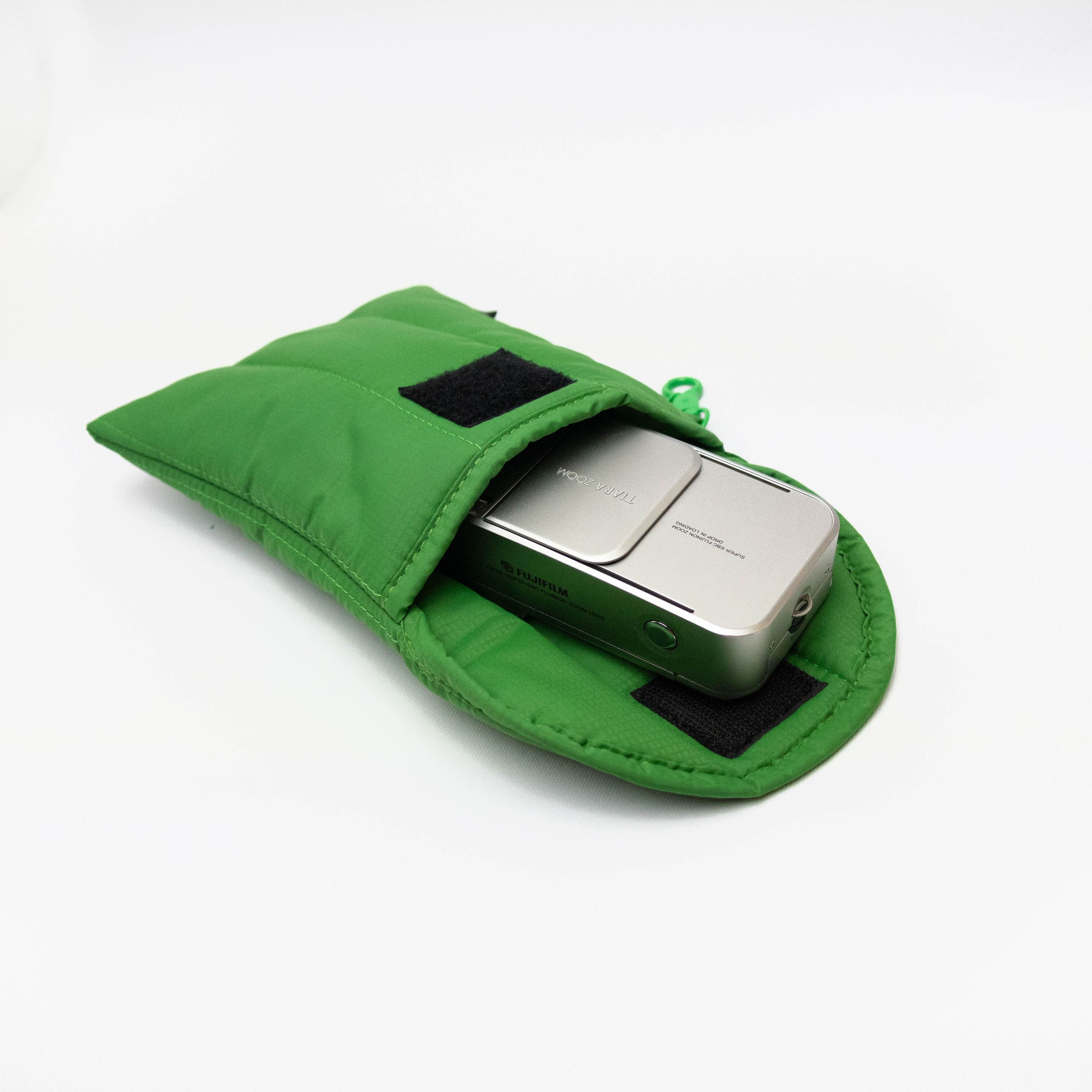 Leonikita oasis puffer camera pouch Canon autoboy S Olympus mju XA2 ...