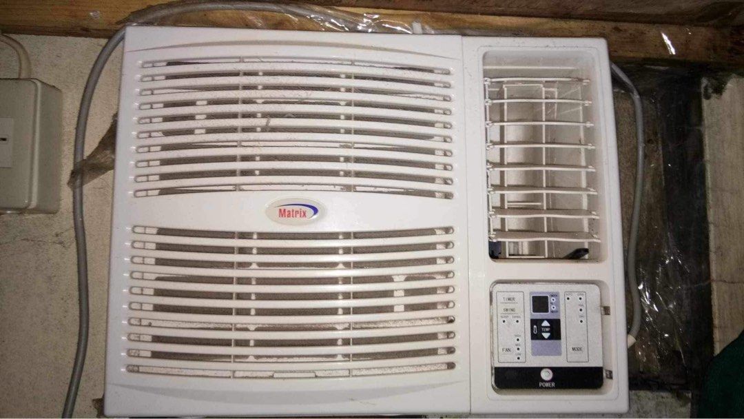 Matrix Window type aircon 1hp (non inverter), TV & Home Appliances, Air ...