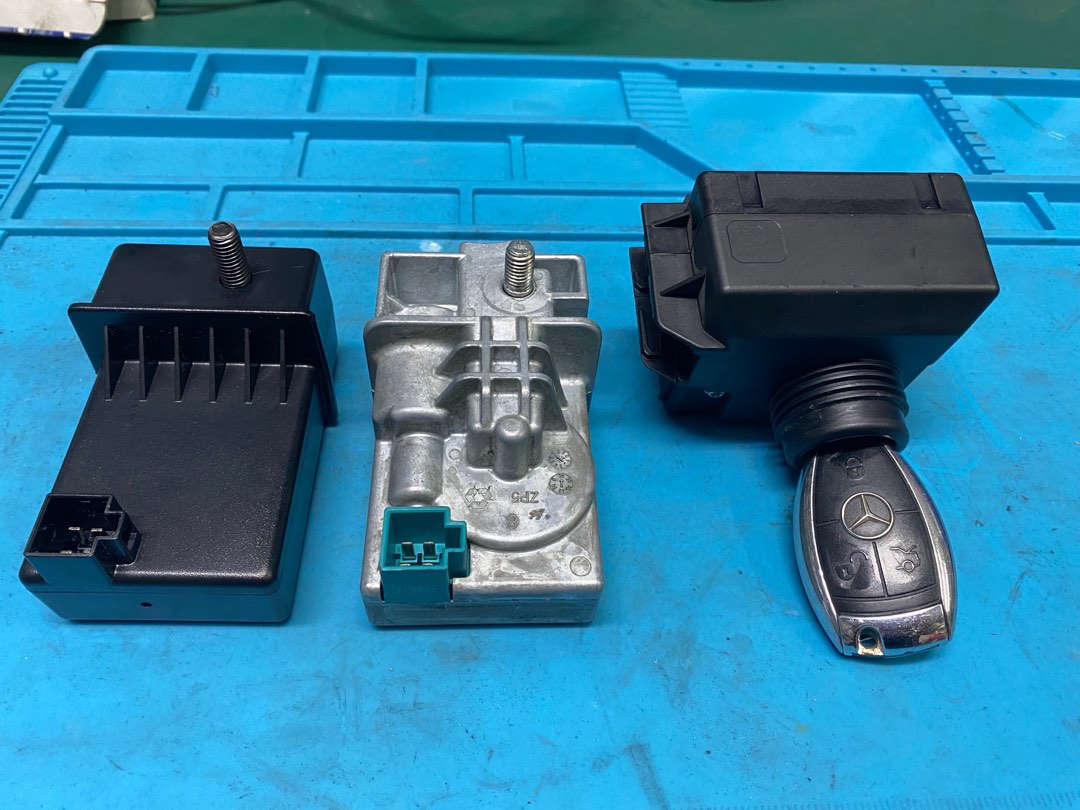 Mercedes steering lock repair/bypass, Car Accessories, Car Workshops ...