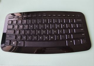 Microsoft Number Pad Wireless Ergonomic Keyboard with Bluetooth slim ...