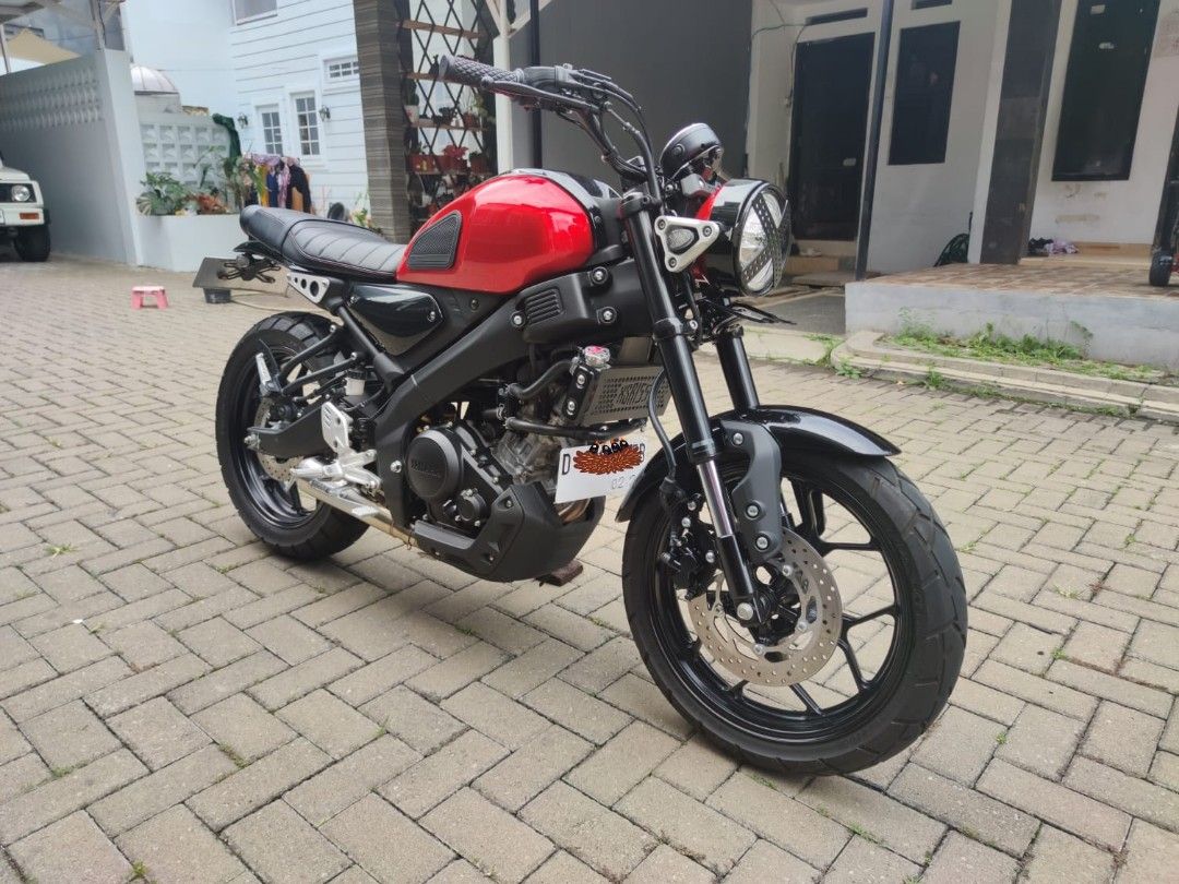 Motor xsr 155 warna merah 2023, Motor di Carousell