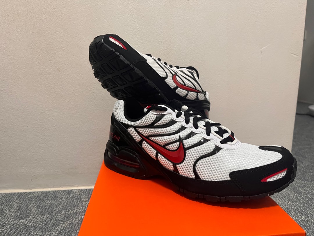 Nike Mens Shoes US 9, Men's Fashion, Footwear, Sneakers on Carousell